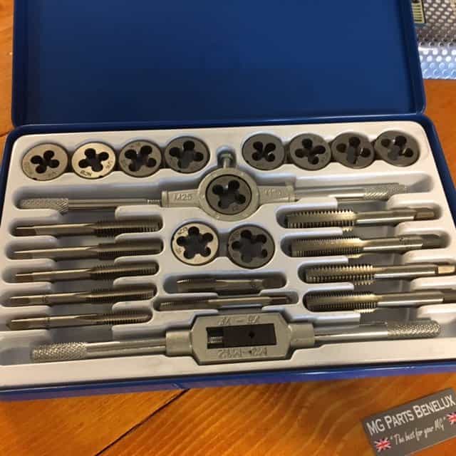 24-delige Tap&Die set UNC en UNF (US PRO Tools) - MG Parts Benelux